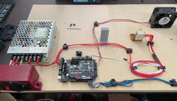 Machine to Recycle Waste Plastic Into Filament for 3D Printing Wins ...