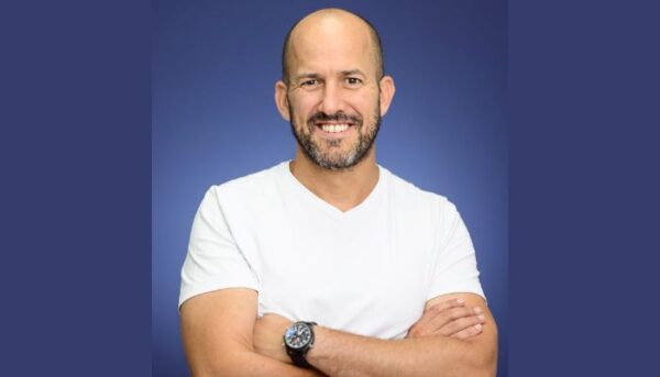 Jonathan Jaglom Talks Breaking the Mold in AM and 3D Printing Lenses ...