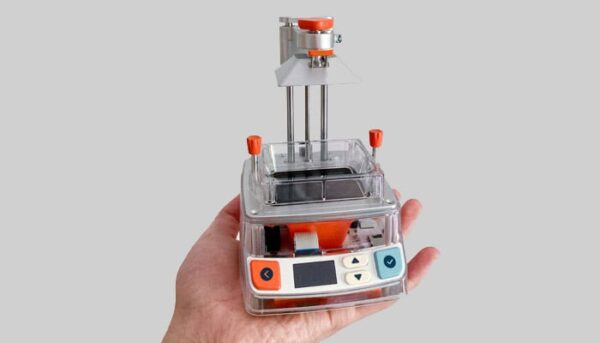 TinyMaker: the Portable, Open-Source Resin 3D Printer - 3Dnatives