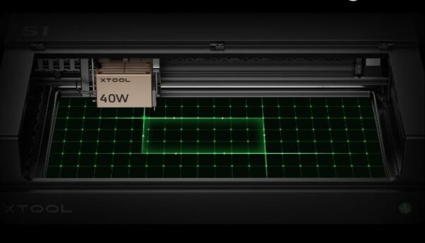 xTool S1 Diode Laser for Creative Projects - 3Dnatives