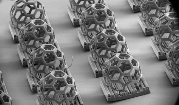 A New Process Allows for Mass Production of 3D Printed Microscale ...