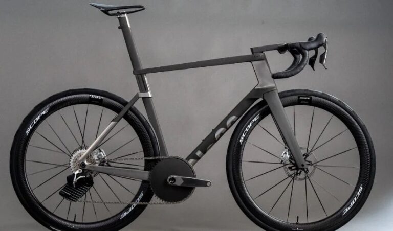 No. 22 Launches Reactor Aero: The World's First 3D-Printed Titanium ...