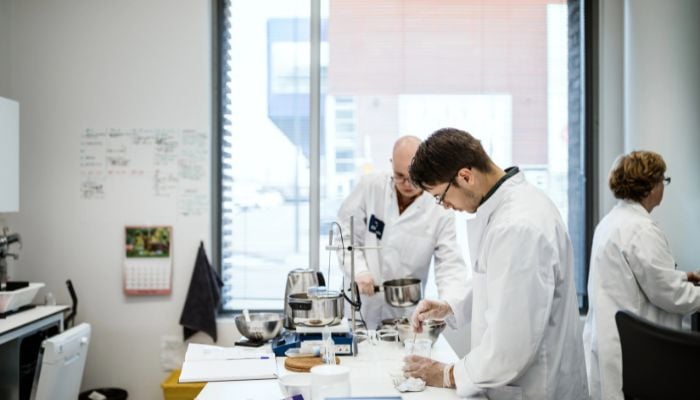 CurifyLabs: Automated 3D Printing for Personalized Medicines - 3Dnatives