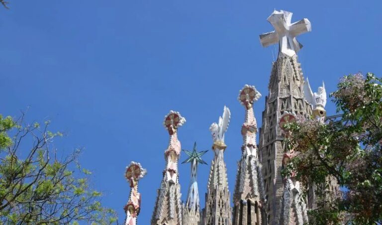 The Hidden Role of 3D Printing in the Sagrada Família’s Tower of Jesus ...