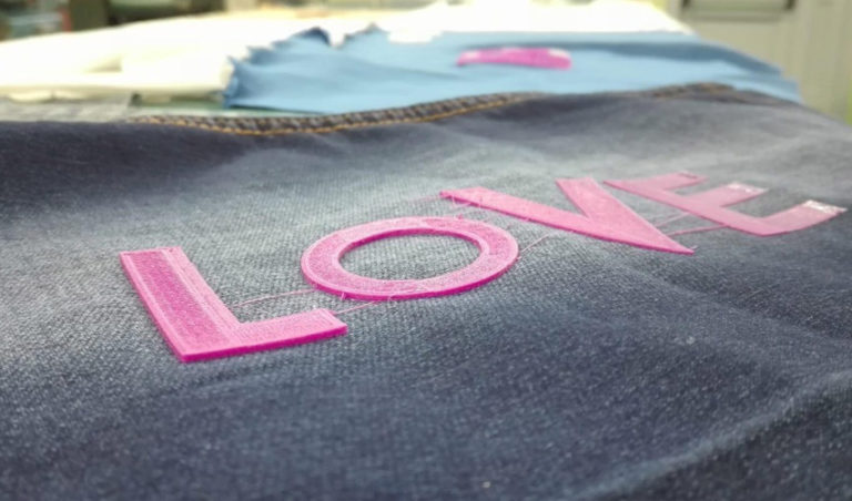 A 3D printing method to personalise textile to infinite length - 3Dnatives